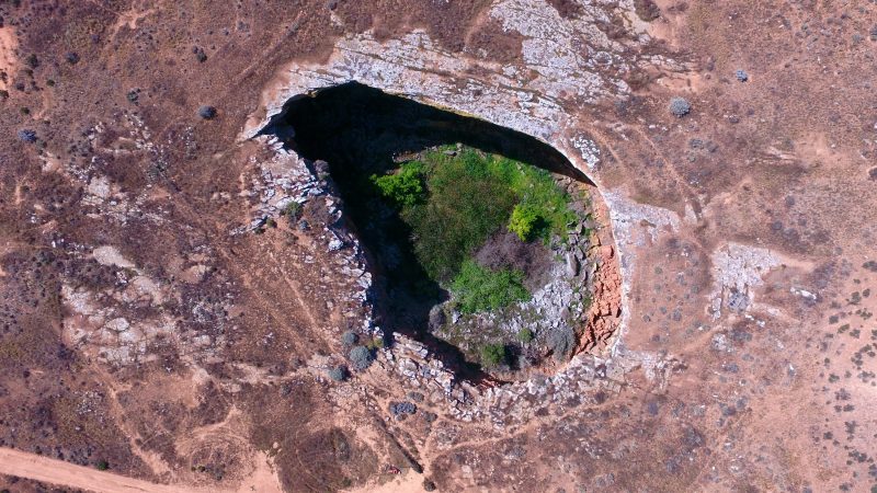 The ancient secrets of Koonalda Cave – Our Dusty Backroads