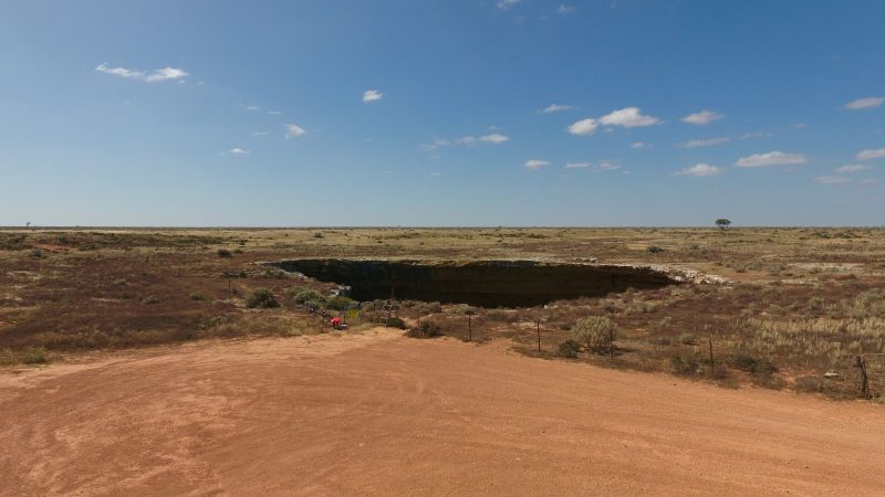 The ancient secrets of Koonalda Cave – Our Dusty Backroads