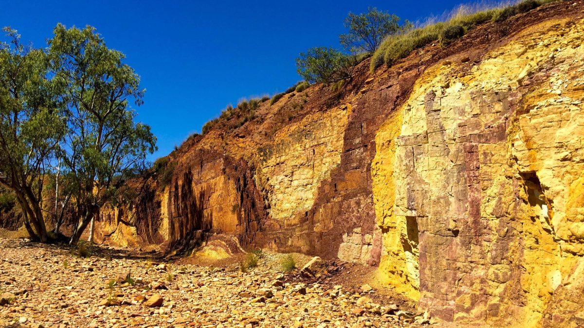 The Ochre Pits and daily Indigenous life – Our Dusty Backroads